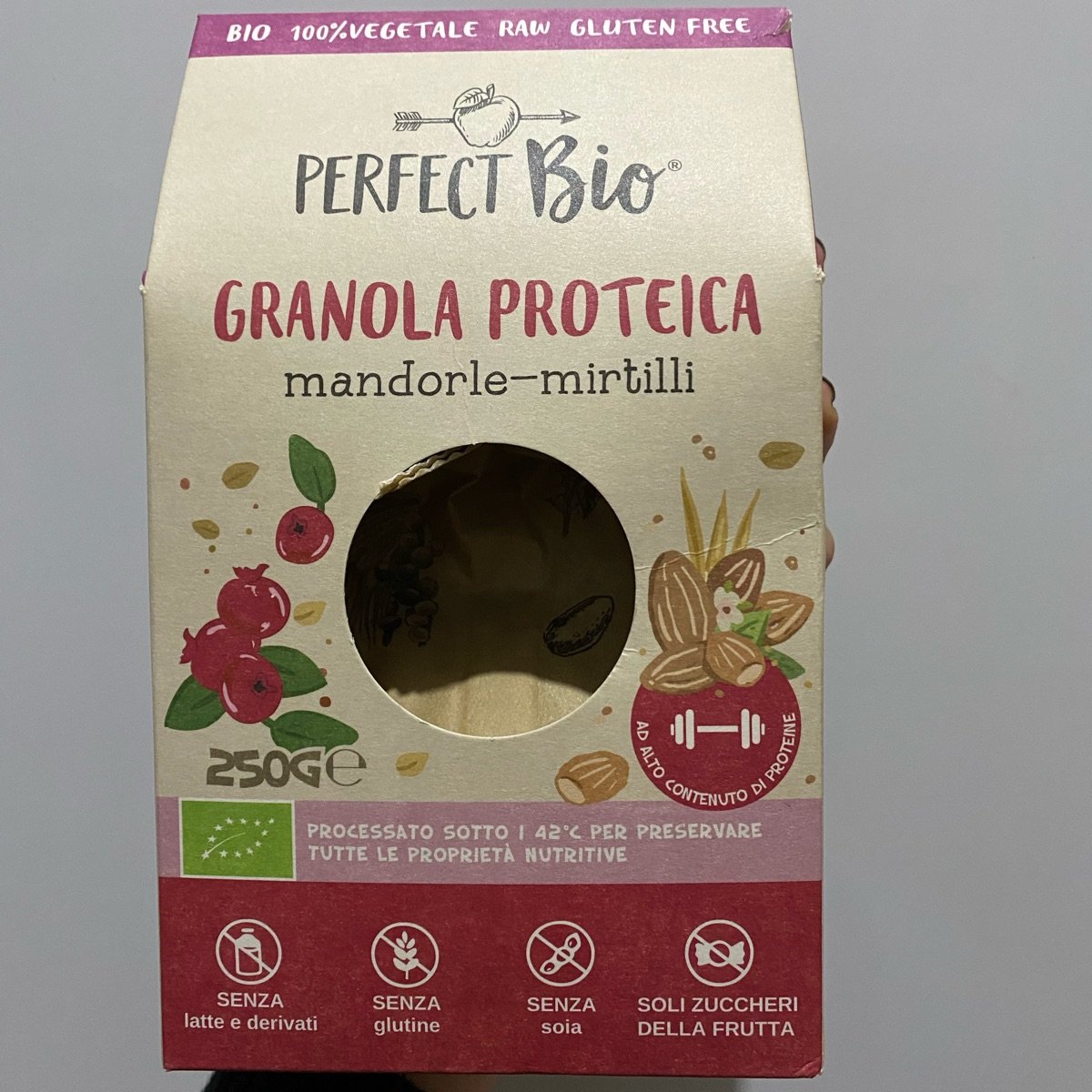 Granola Proteica - Mandorle e Mirtilli from Perfect Bio - Vegan Product ...