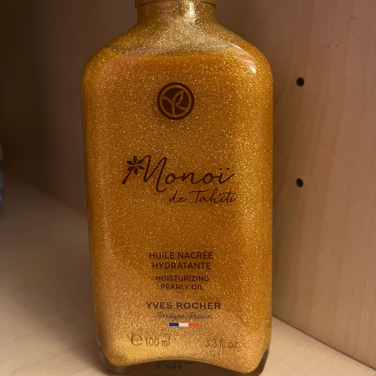 moisturizing pearly oil from Yves rocher - Vegan Product Reviews ...