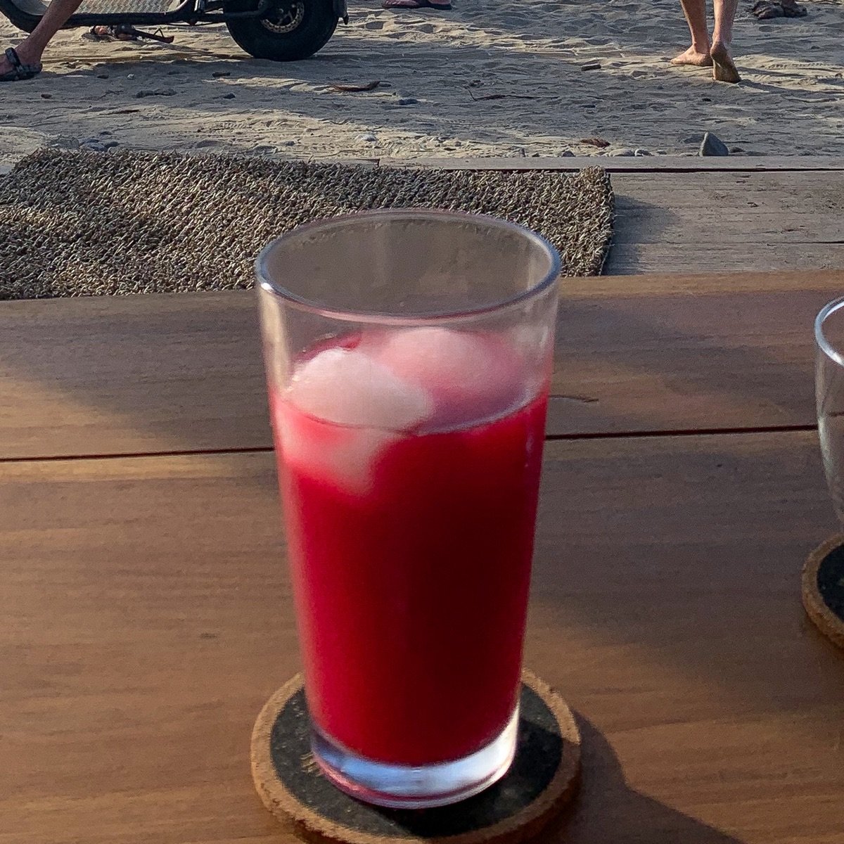 Jugo Flor De Jamaica Jengibre at Grow Beachfront Restaurant, Puerto ...