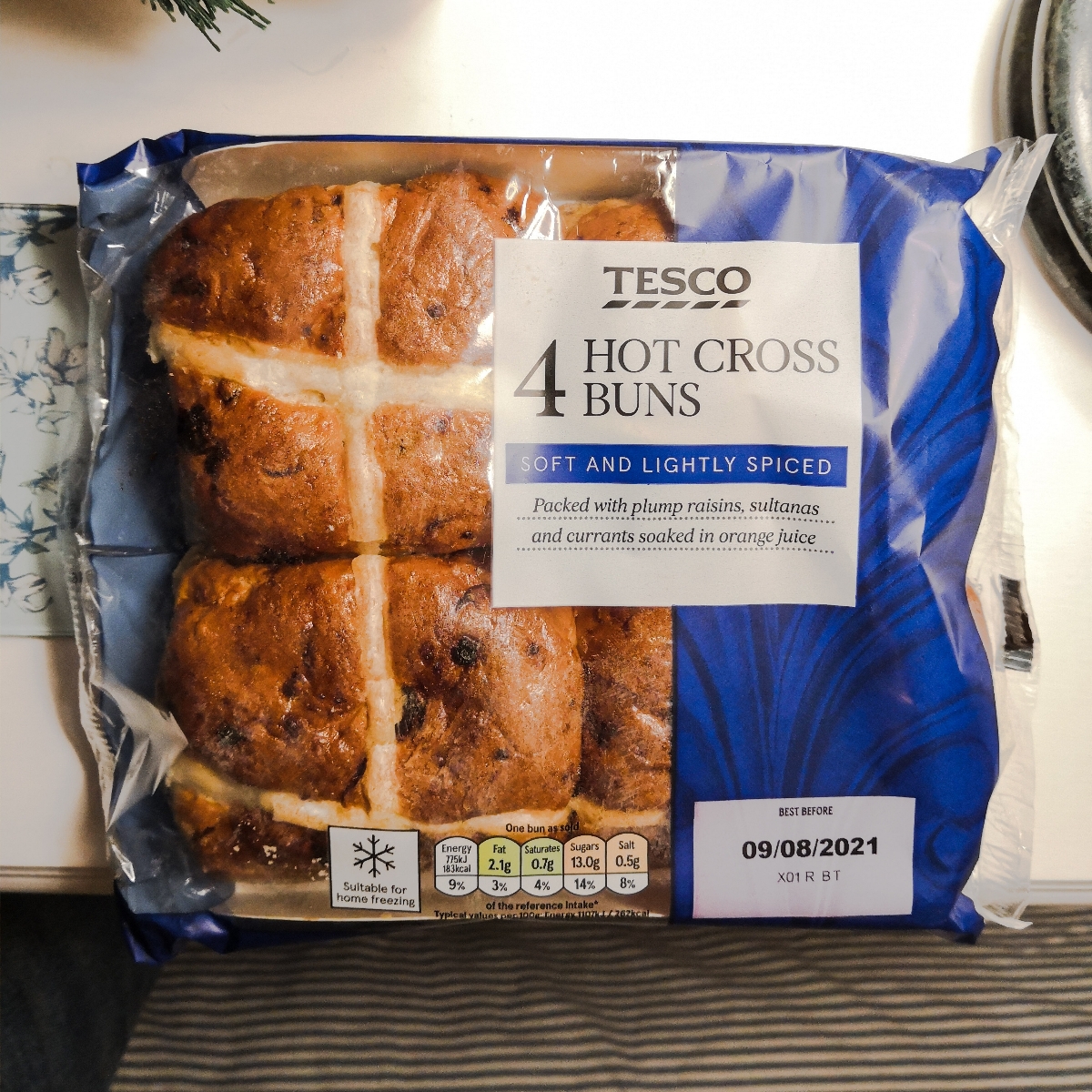 Hot cross buns from Tesco - Vegan Product Reviews & Ratings | abillion