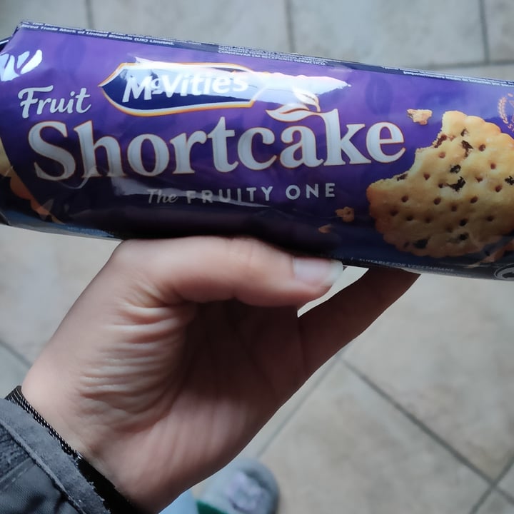 McVitie's Fruit Shortcake Biscuits Review | abillion