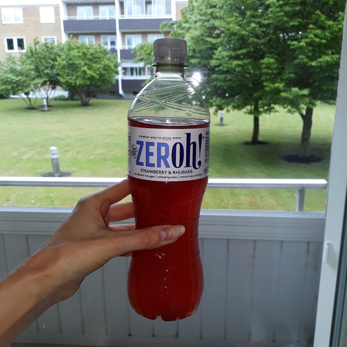 Strawberry & rhubarb from ZERoh! - Vegan Product Reviews & Ratings ...