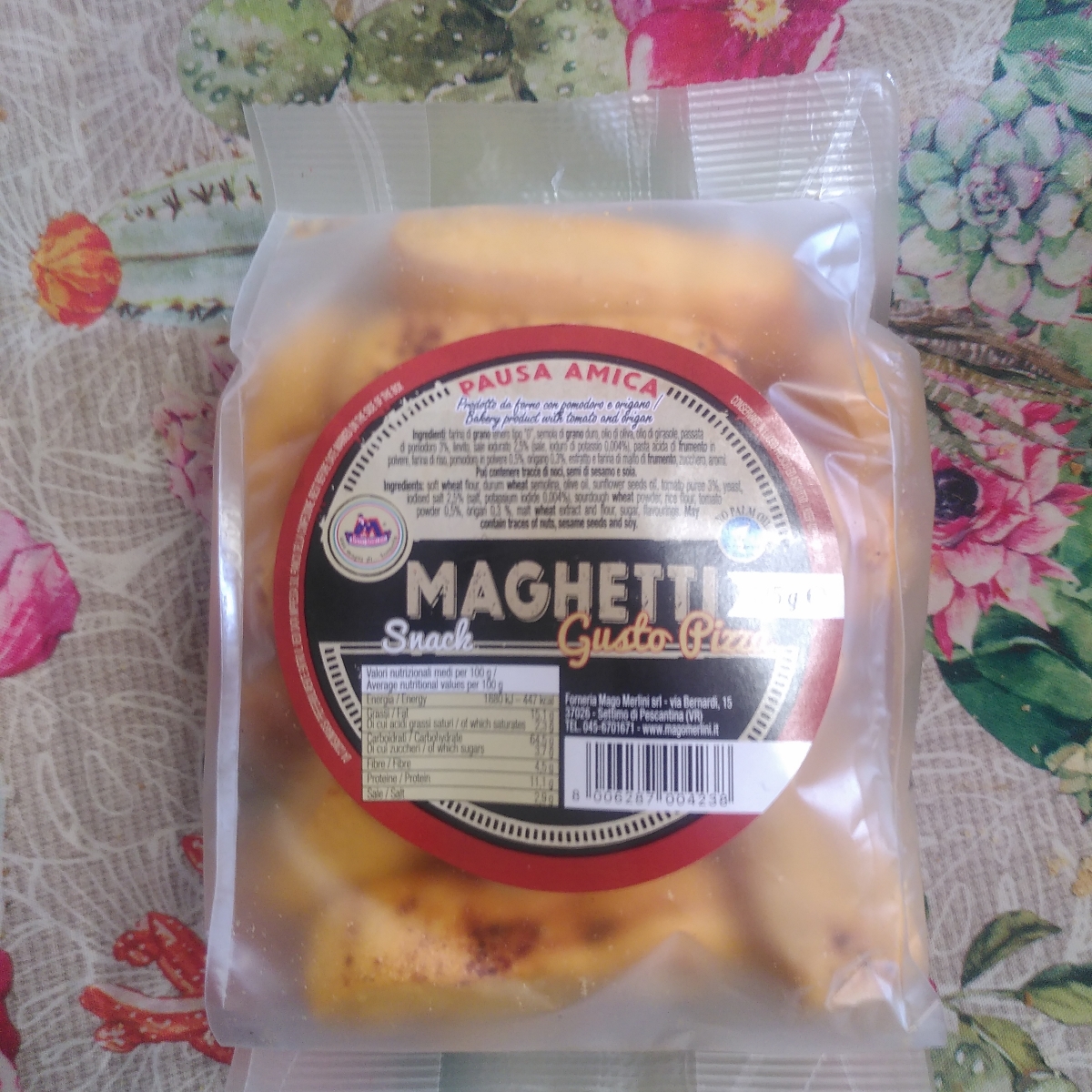Maghetti Gusto Pizza from Mago Merlini - Vegan Product Reviews ...