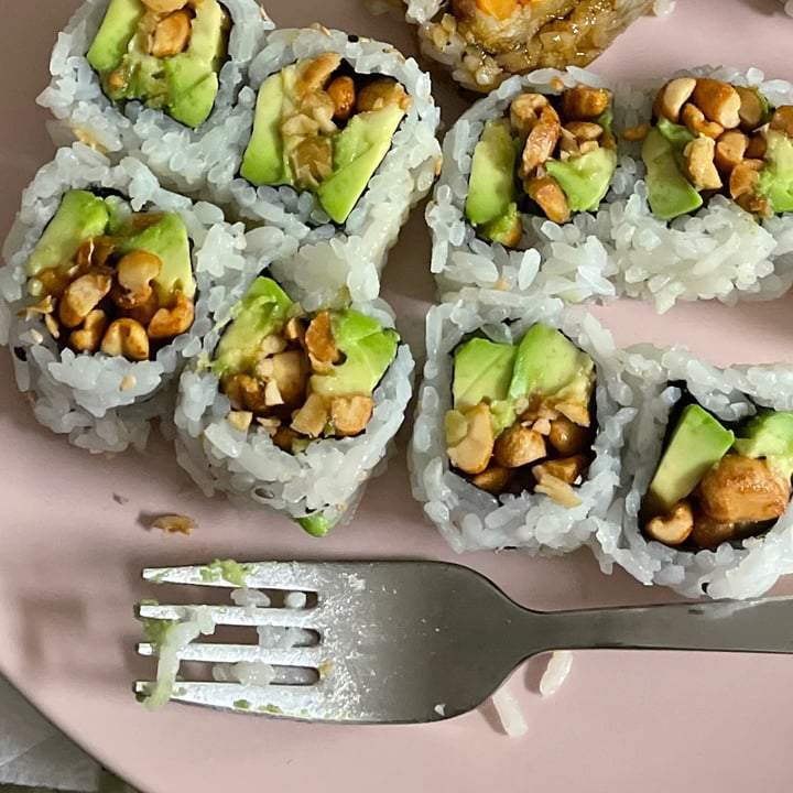 Tengu Asian Bistro Albany, United States Peanut Avocado Roll Review ...