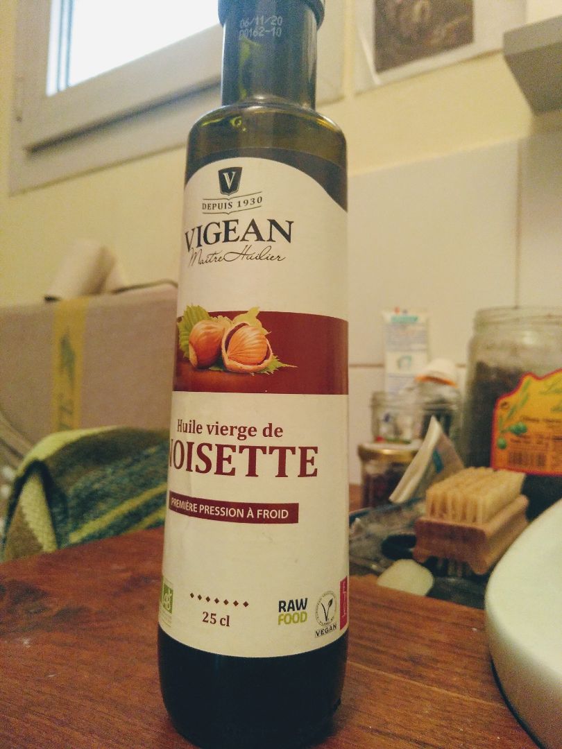 Huile vierge de noisette from Vigean - Vegan Product Reviews & Ratings ...