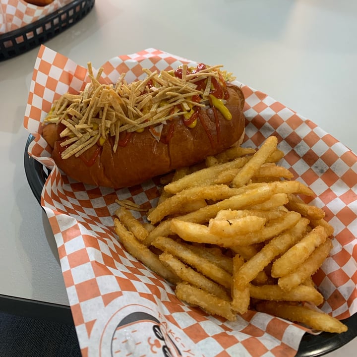 fakc-yeah Hipódromo, Ciudad de México, Mexico Como tú Review | abillion