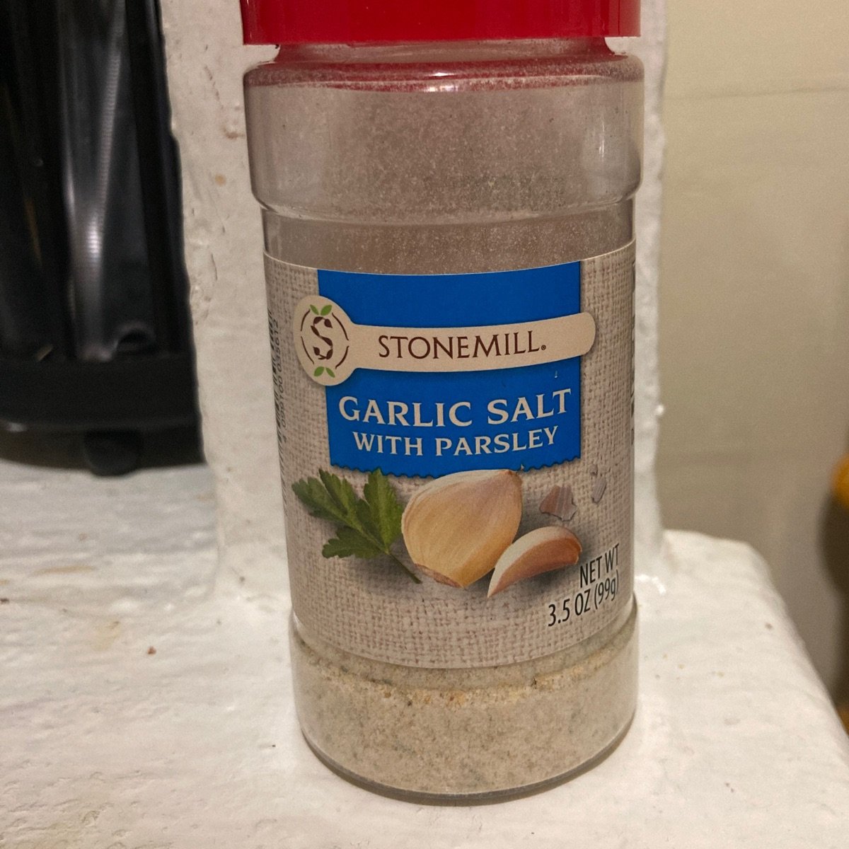 Garlic salt with parsley from Stonemill - Vegan Product Reviews ...