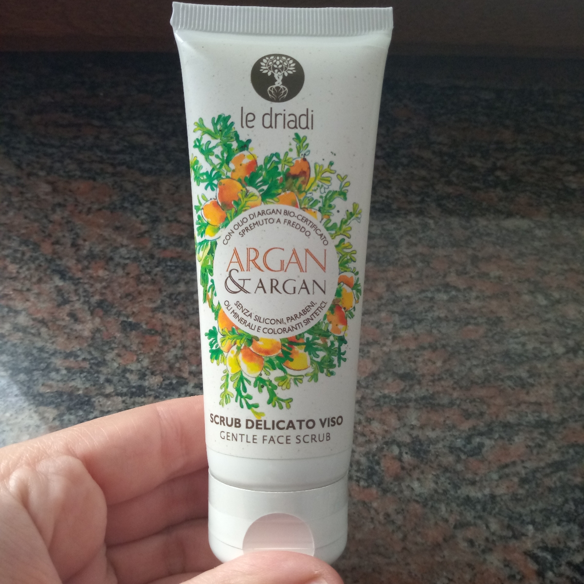 Scrub viso from Le driadi - Vegan Product Reviews & Ratings | abillion