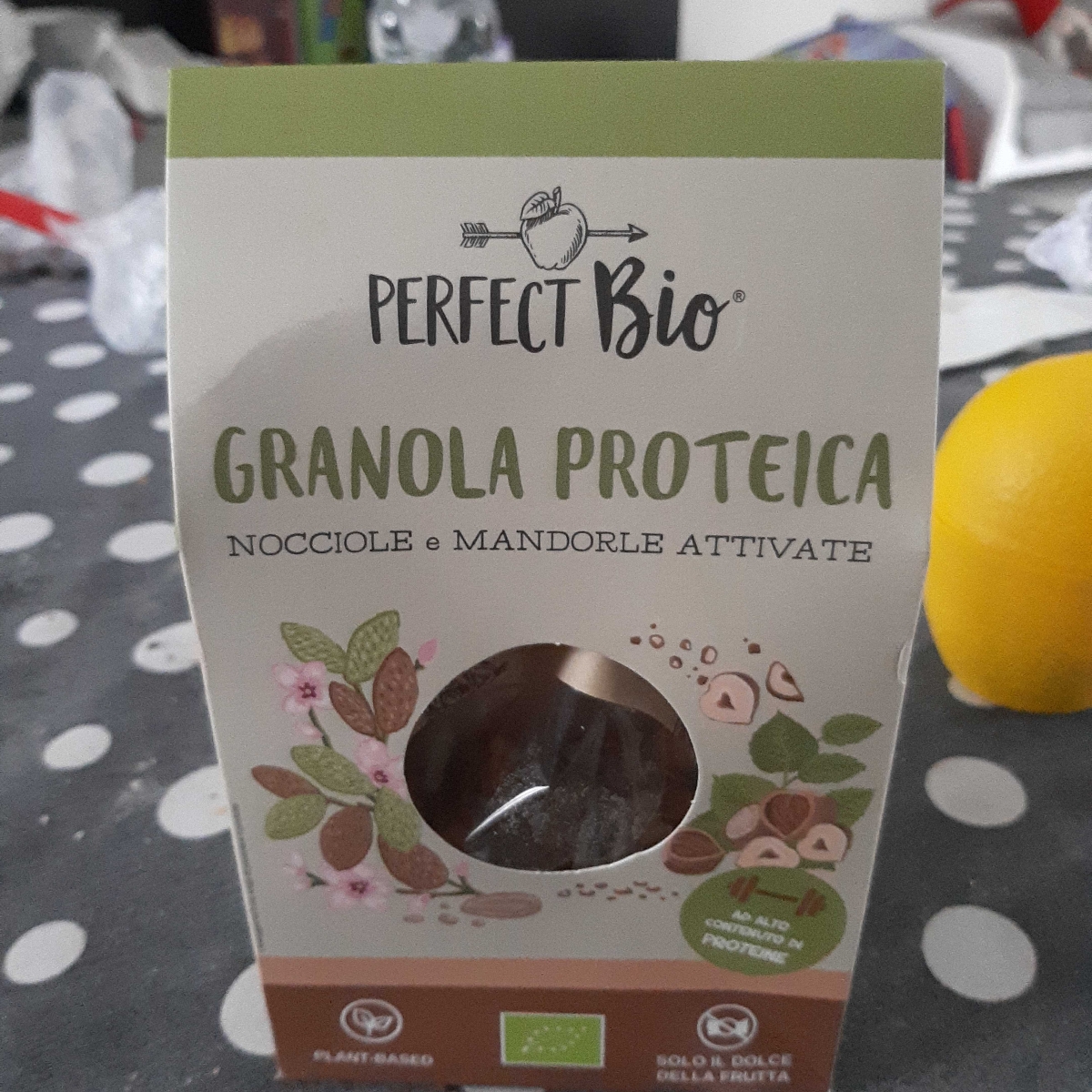 Perfect Bio Granola proteica - nocciole e mandorle attivate Reviews ...