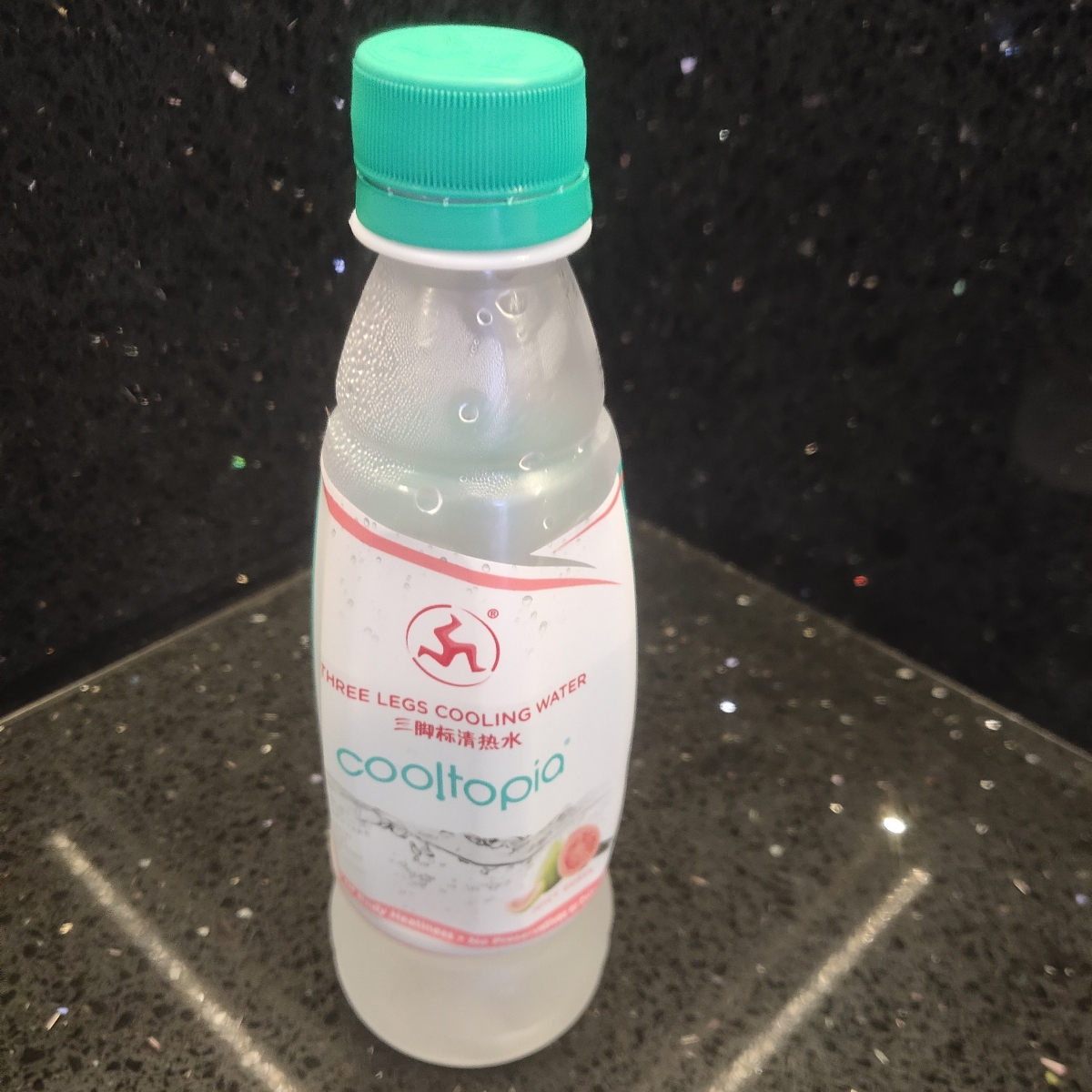 Guava Cooltopia Cooling Water from Three legs - Vegan Product Reviews ...