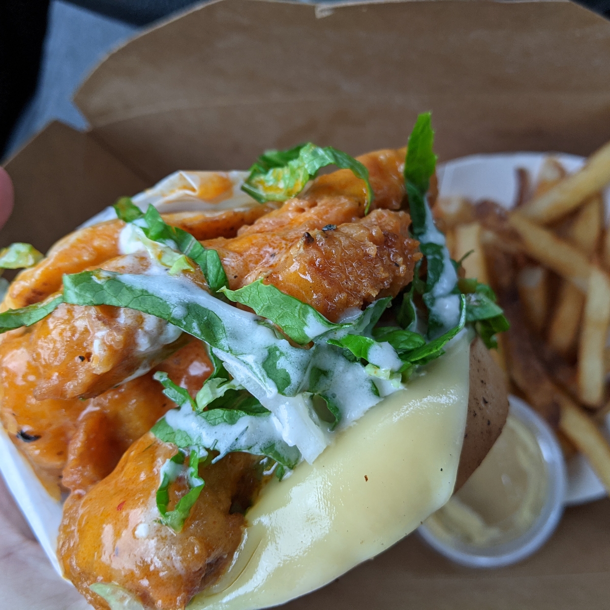 Buffalo Lion's Mane Sandwich at Lucy's, St. Petersburg - Vegan Dish ...