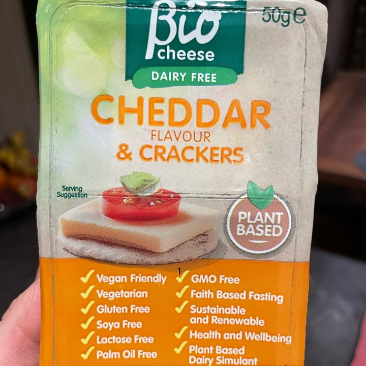 Bio Cheese Cheddar Flavor & Crackers Review | abillion