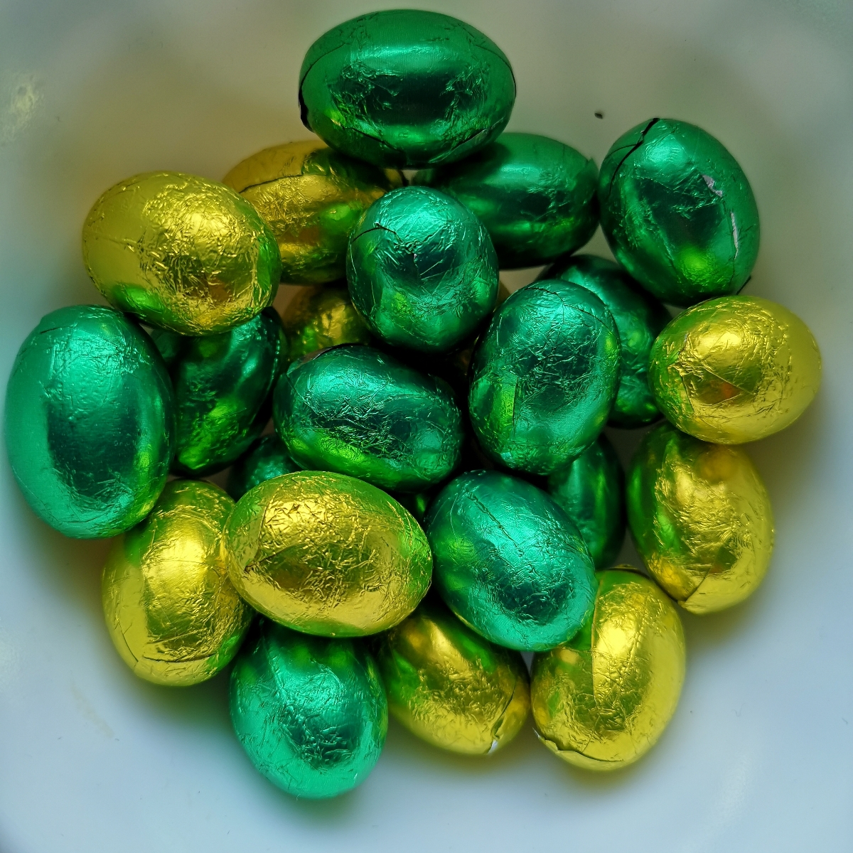 Ovetti from La Fabbrica di Cioccolato Leone - Vegan Product Reviews ...