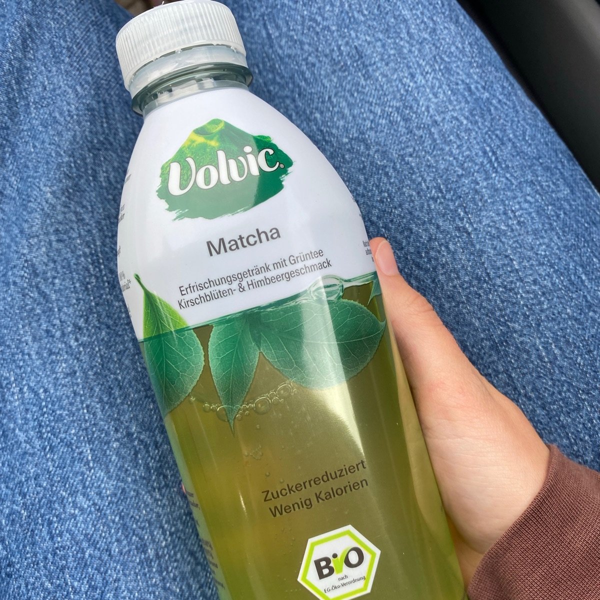 Volvic Matcha from Volvic - Vegan Product Reviews & Ratings | abillion