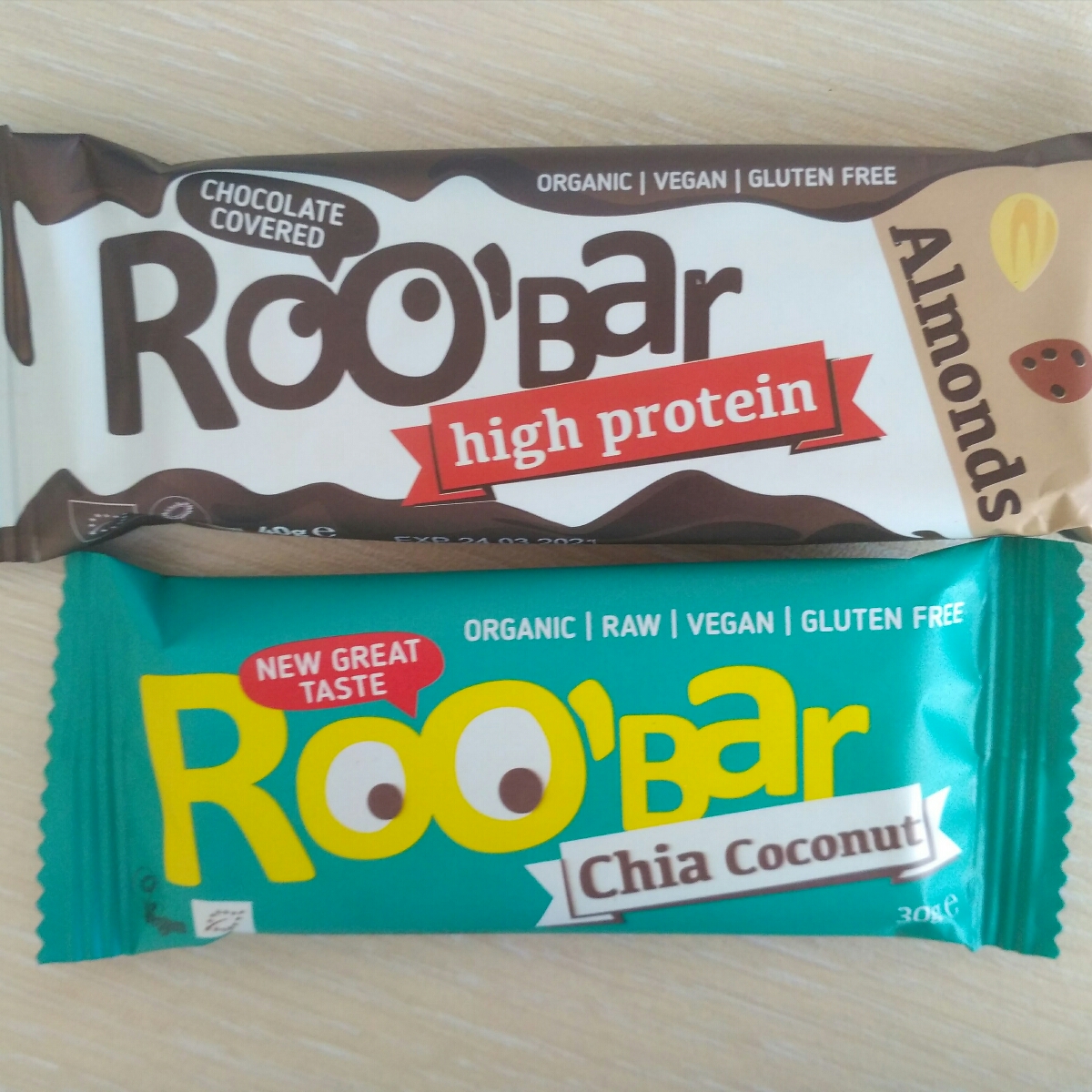 High protein & Chia Coconut from Roo'bar - Vegan Product Reviews ...