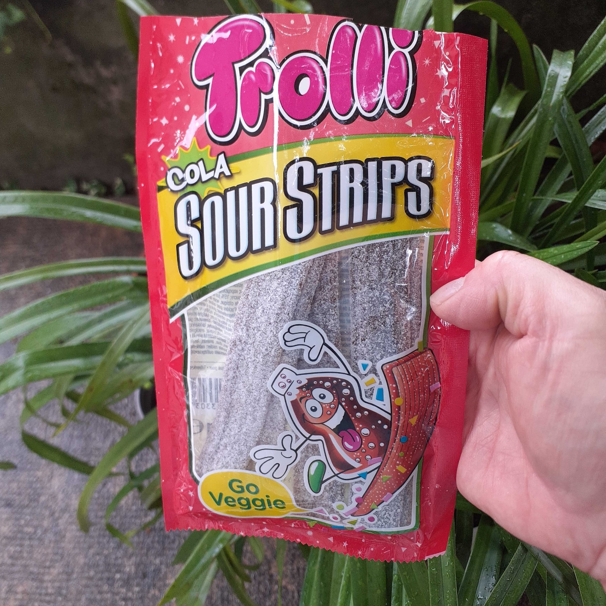 Cola sour strips from Trolli - Vegan Product Reviews & Ratings | abillion