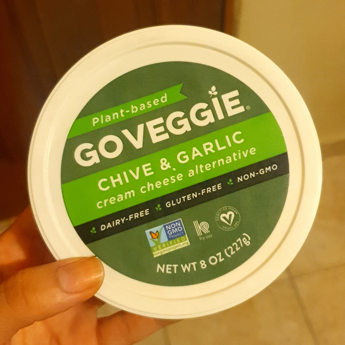 Chive & Garlic Cream Cheese Alternative from GO VEGGIE - Vegan Product ...