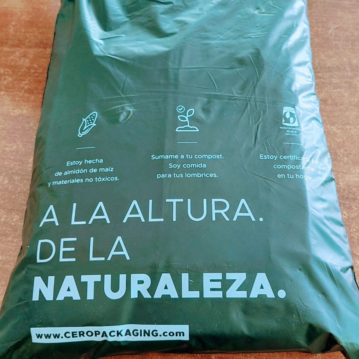 Bolsas Compostables Y Biodegradables Mailing Bags from Cero Packaging - Vegan Product Reviews ...