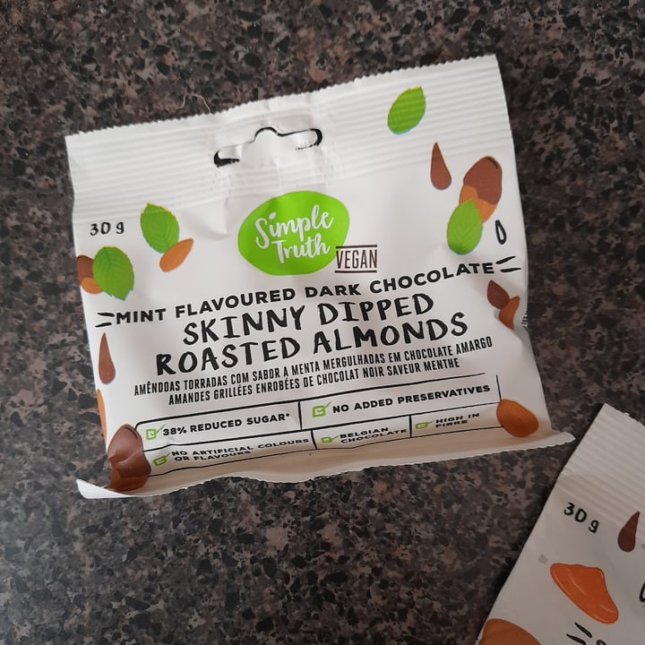 Simple Truth Skinny Dipped Roasted Almonds - Mint Review | abillion