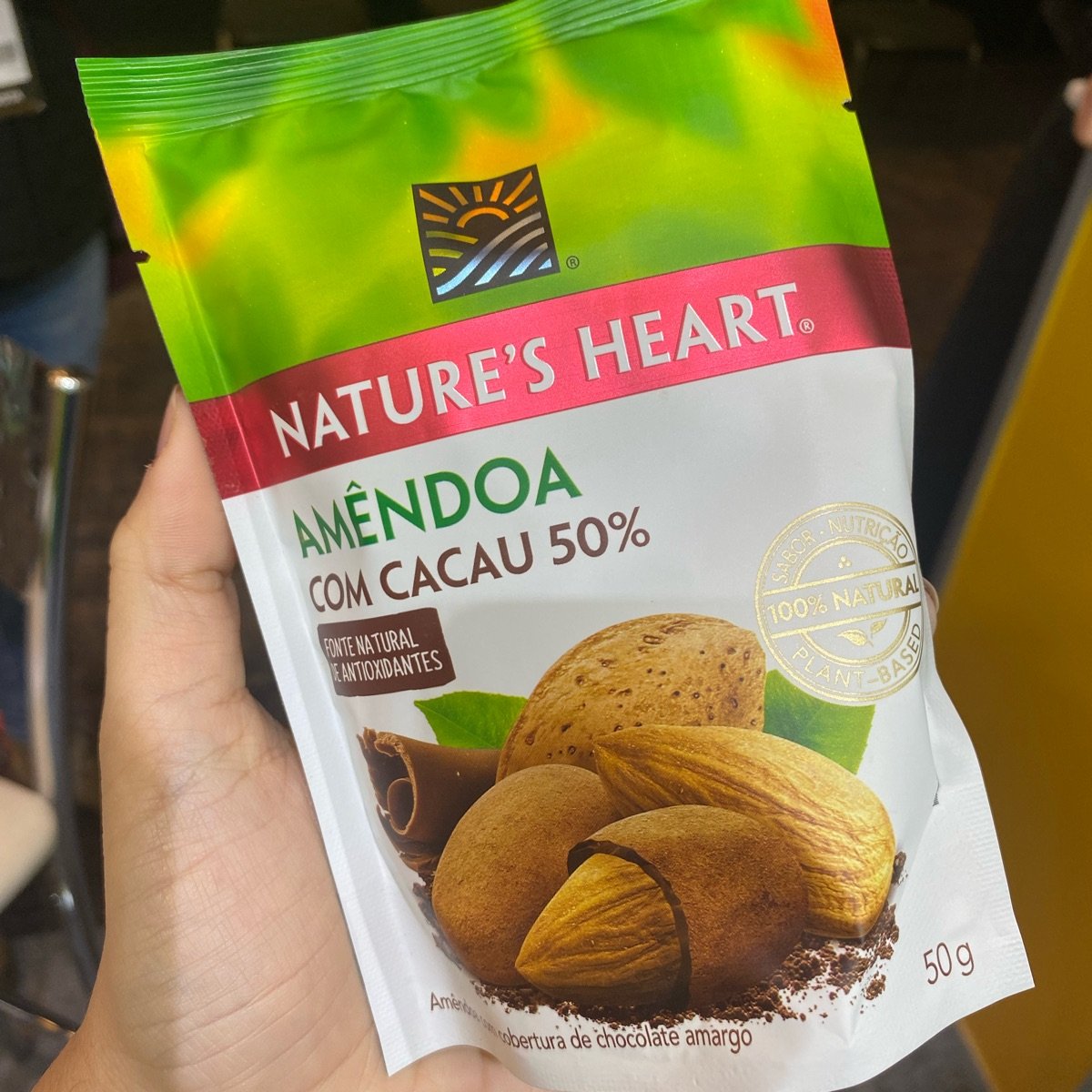 amendoa com cacau from Nature's Heart - Vegan Product Reviews & Ratings | abillion