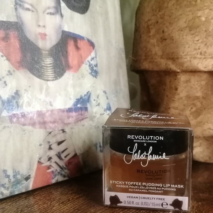 Revolution Beauty Sticky Toffee Pudding Lip Mask Review | abillion