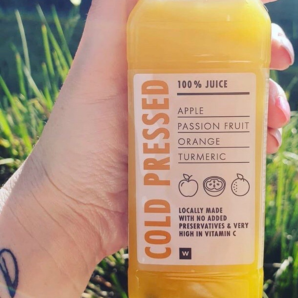 Woolworths Food Cold pressed juice Apple Orange Lemon Reviews | abillion