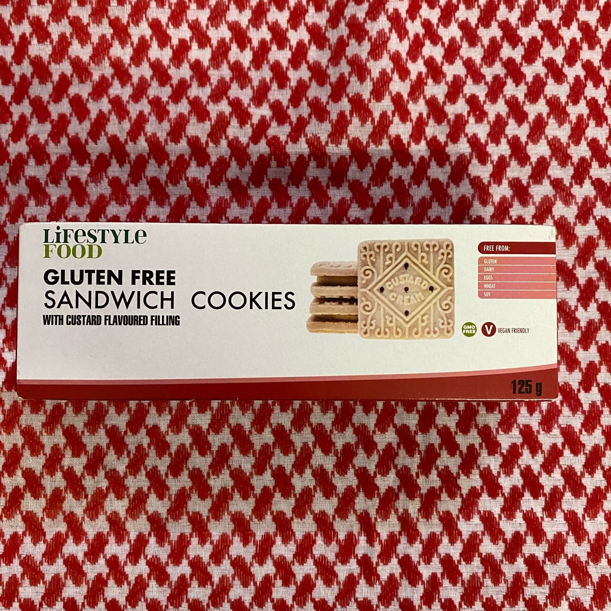 Lifestyle Food Sandwich Cookies with Custard Flavoured Filling Reviews ...