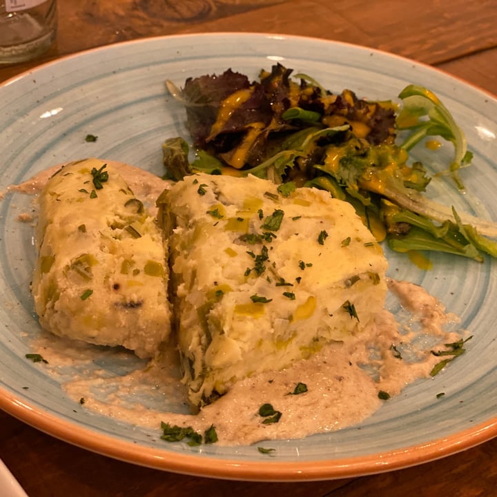 Moriarty Gintonic Club Ciutadella de Menorca, Spain Leek pie Review ...