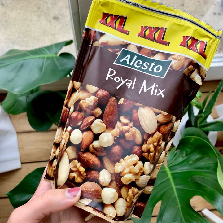 Alesto Royal Mix Review | abillion