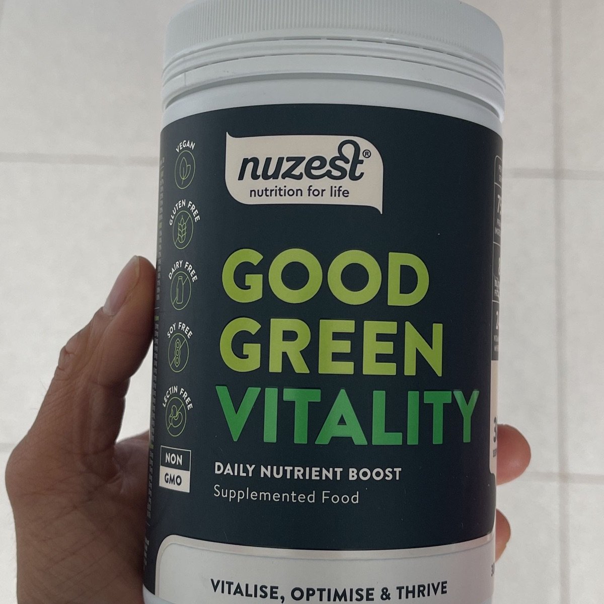 Good Green Stuff from Nuzest - Vegan Product Reviews & Ratings | abillion