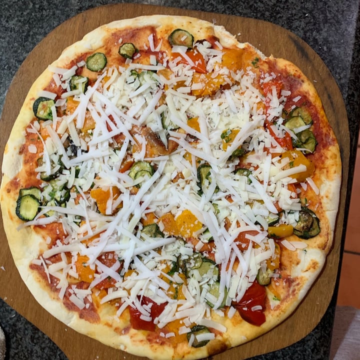 Woolworths Food Stone baked Thin And Crispy Roast Vegetable Pizza ...