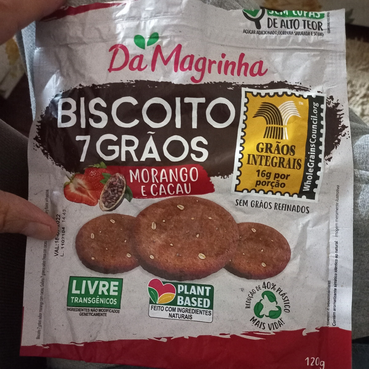 Cookies Cacau E Morango from Da Magrinha - Vegan Product Reviews ...