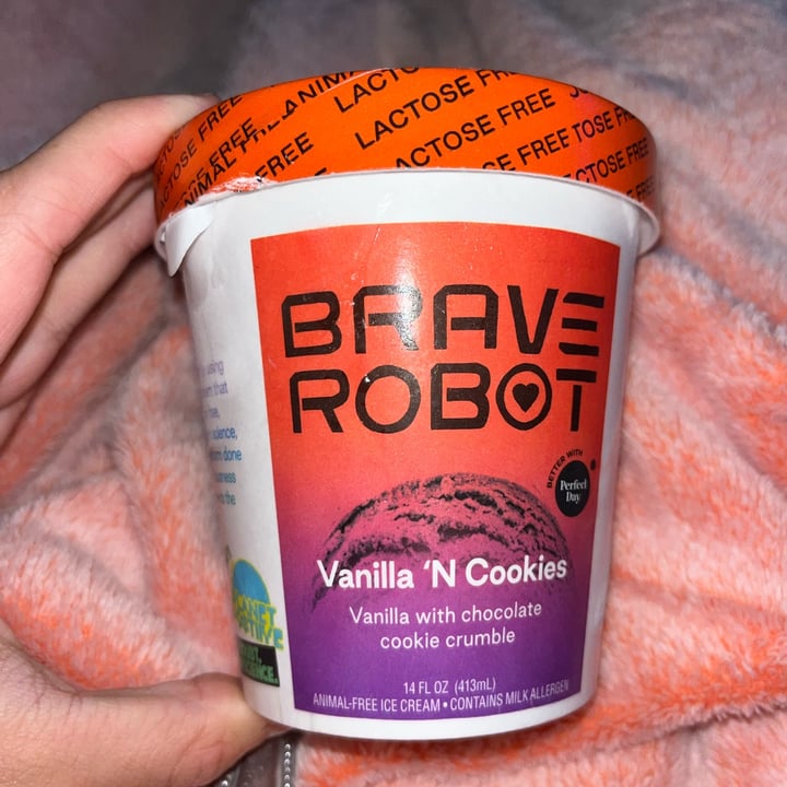 Brave Robot Brave Robot Vanilla 'N Cookies Animal-Free Dairy Ice Cream ...