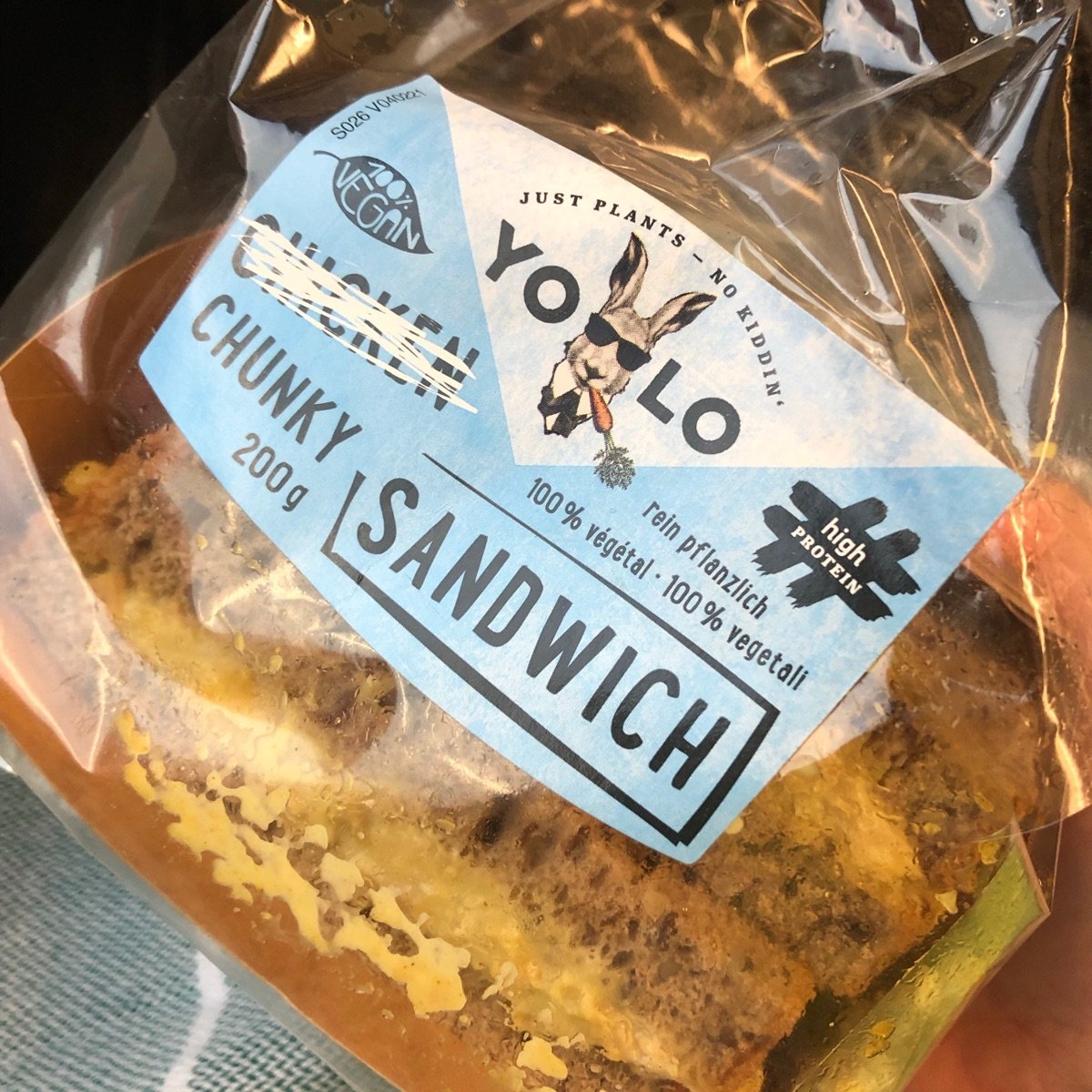 Chunky Sandwich from Yolo - Vegan Product Reviews & Ratings | abillion