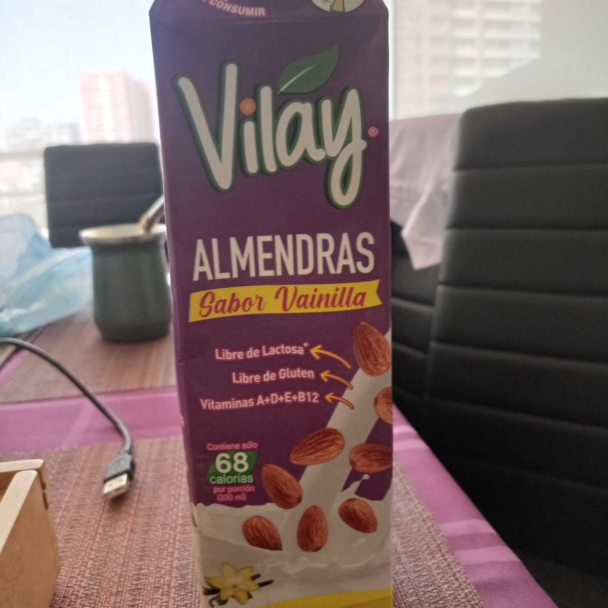 Leche de almendras sabor vainilla from Vilay - Vegan Product Reviews ...