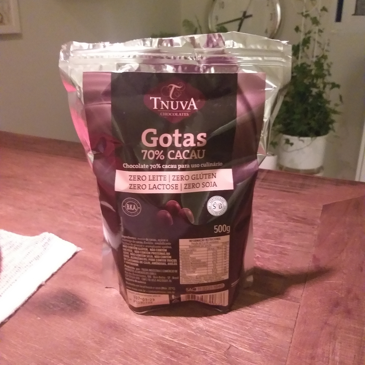 Gotas de chocolate 70% from Tnuva chocolates - Vegan Product Reviews ...