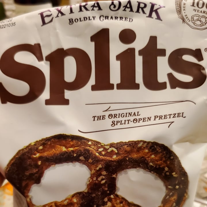 Splitz extra dark pretzles Review | abillion