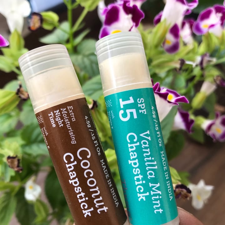 Thyme Organic Vanilla Mint & Coconut Chapsticks Review | abillion