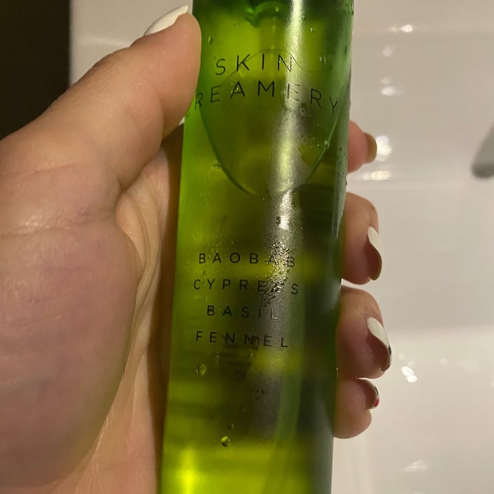 Skin Creamery Cypress Basil Fennel Baobab Shower Oil Review Abillion skin-creamery-cypress-basil-fennel-baobab-shower-oil-review-abillion