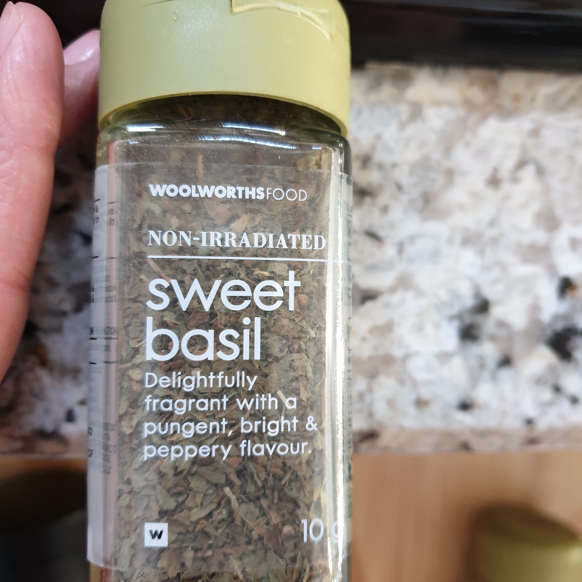 Sweet Basil from Woolworths Food - Vegan Product Reviews & Ratings ...