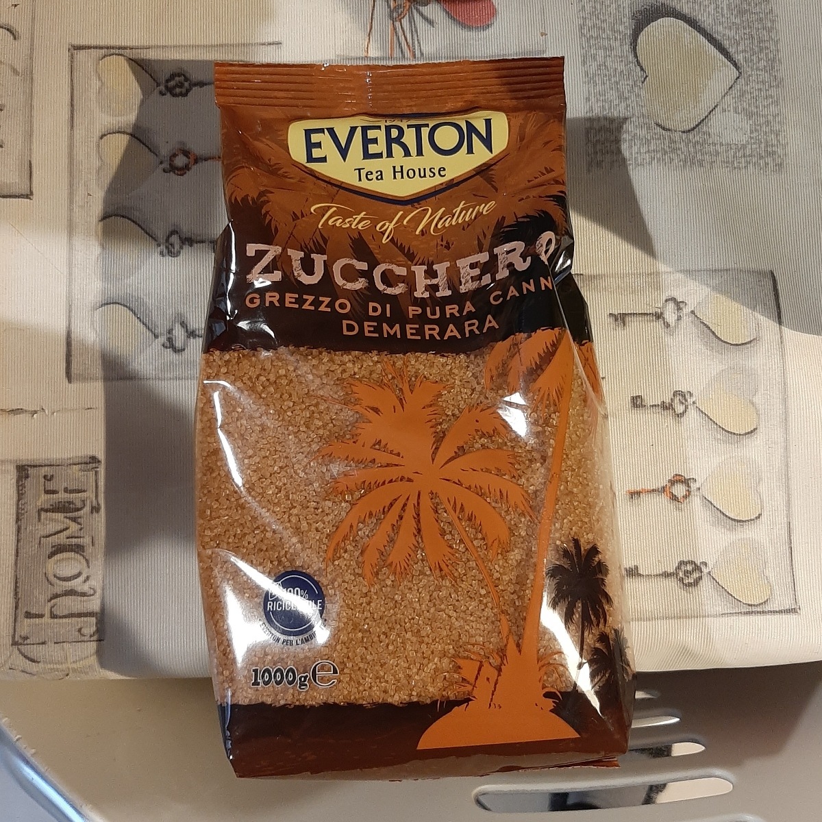 Zucchero grezzo from Everton tea house - Vegan Product Reviews ...