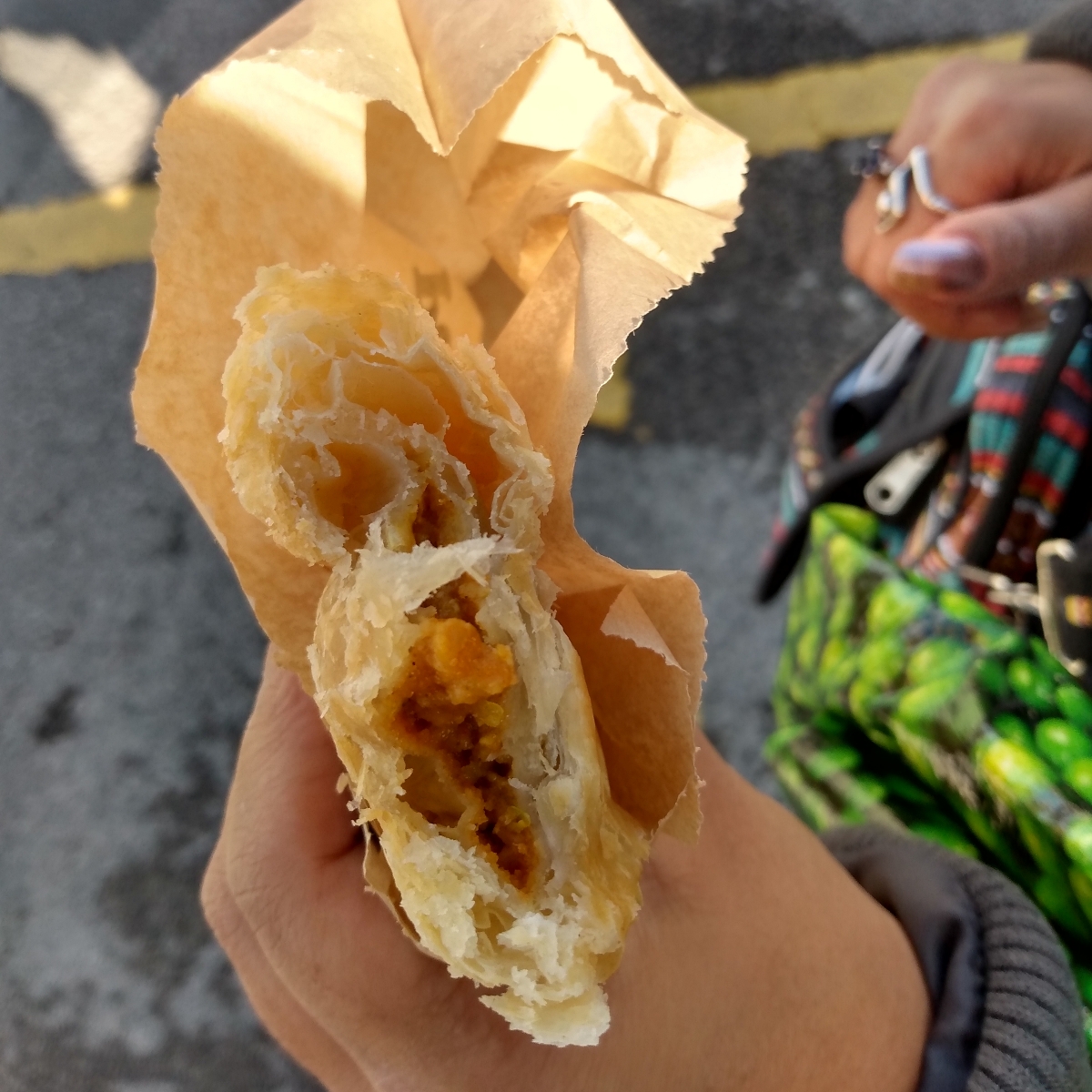 Curry Roll from Pound bakery - Vegan Product Reviews & Ratings | abillion