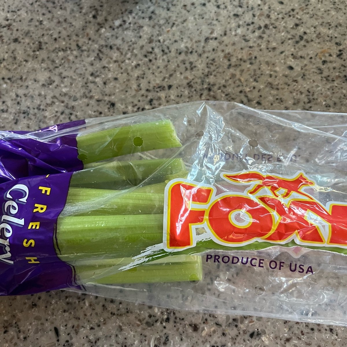 Fresh Celery from Foxy - Vegan Product Reviews & Ratings | abillion