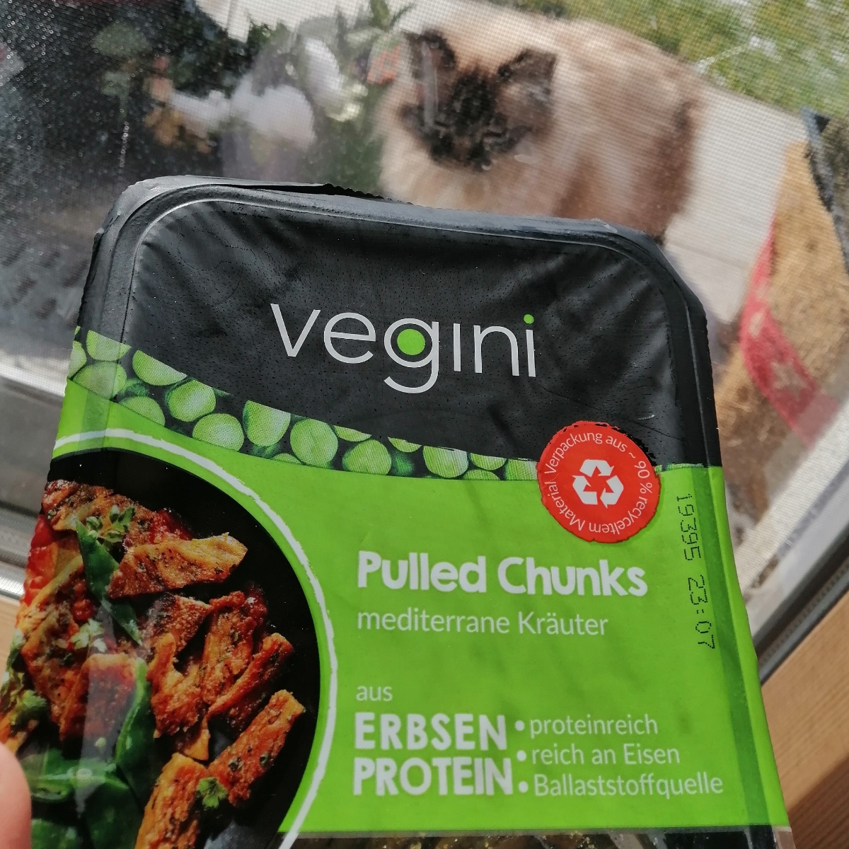 Vegini Pulled Chunks (mediterrane Kräuter) Reviews | abillion