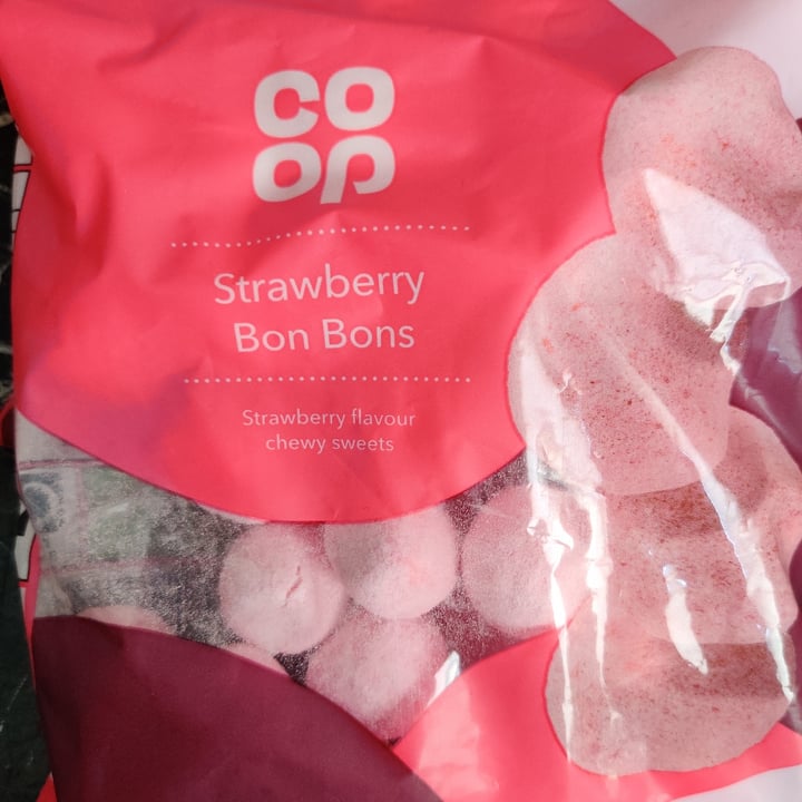 Coop Strawberry bonbons Review | abillion
