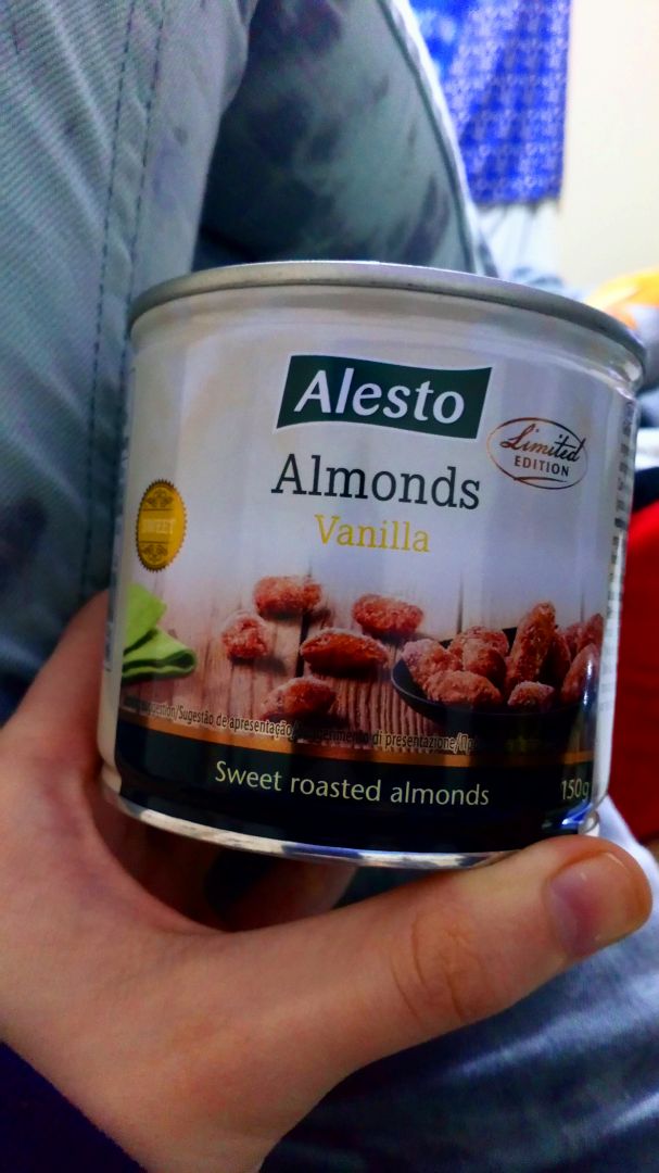 Vanilla Almonds from Alesto - Vegan Product Reviews & Ratings | abillion