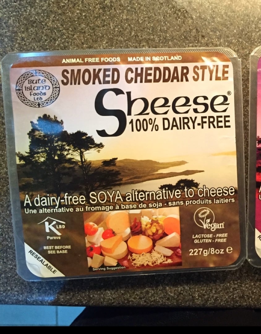 Smoked Cheddar Style from Bute Island Foods - Vegan Product Reviews ...