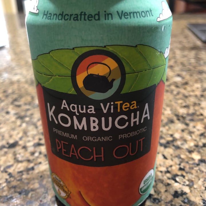 Aqua viTea Peach out kombucha Review | abillion