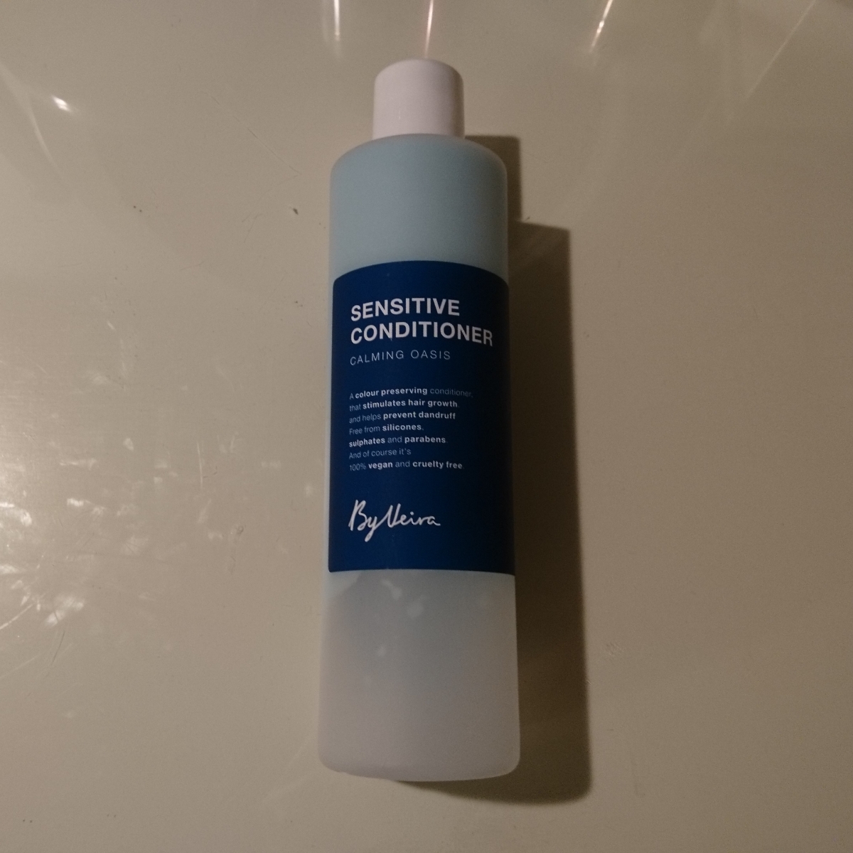 Calming oasis sensitive conditioner from By Veira - Vegan Product ...