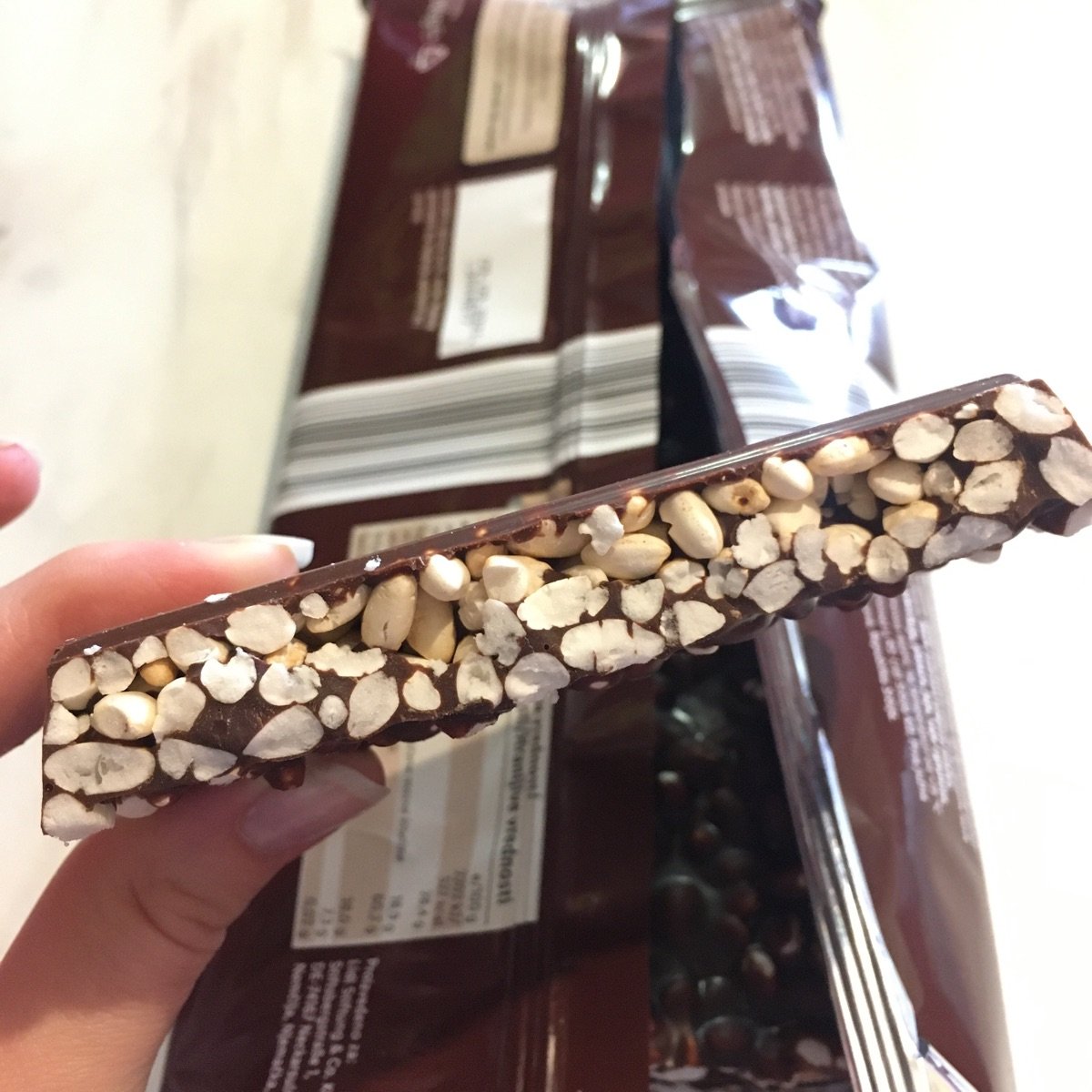 Fin Carré Dark Chocolate With Puffed Rice Reviews | abillion